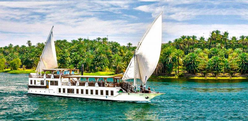 Dahabiya Nile Cruise | Luxury Nile Cruises | Dahabiya