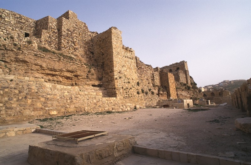 Karak, Jordan | Ancient Crusader Stronghold of Kerak in Jordan